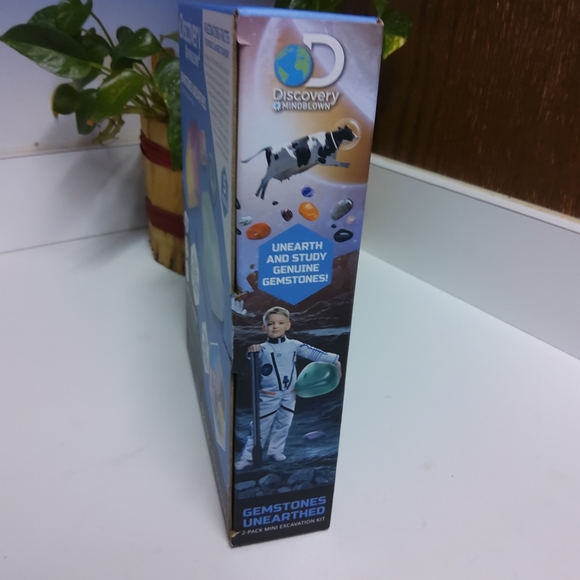 Discovery | Toys | Discovery Channel Mindblown Stem Gemstones Unearthed ...